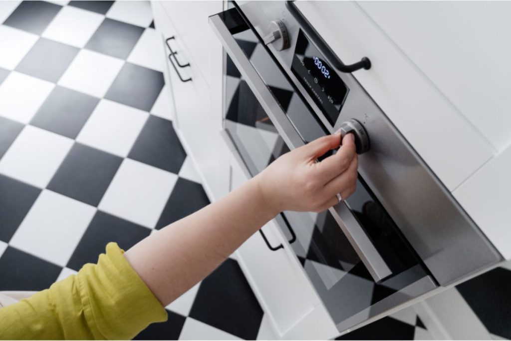 The Best Temperature For Dehydrating Foods Safely