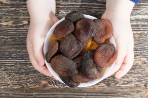 How To Dehydrate Apricots And Extend Their Shelf Life