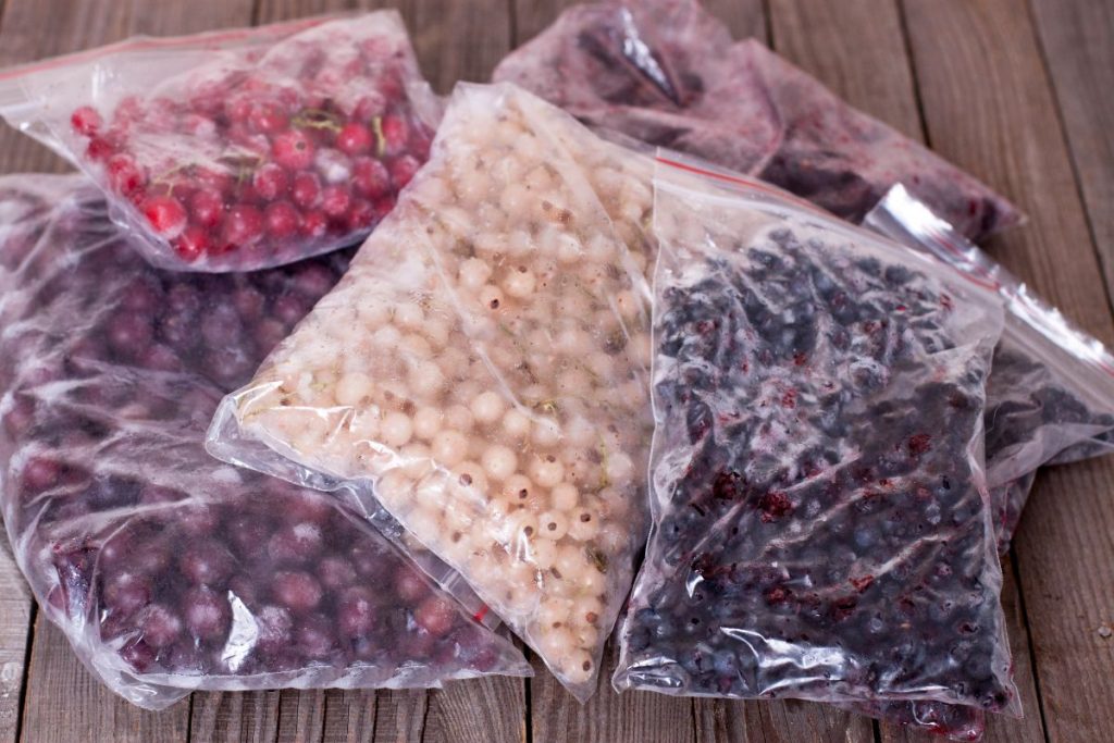 Dehydrating Frozen Fruit: Facts And Guide